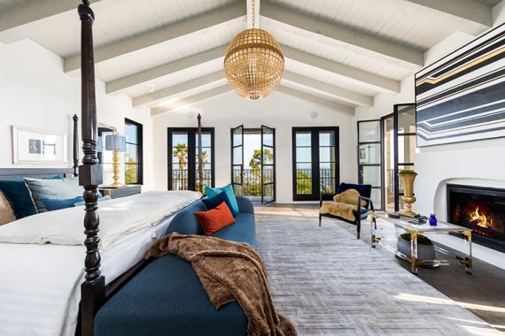 An Architectural Gem gets the Hollywood Treatment - aspire design and home
