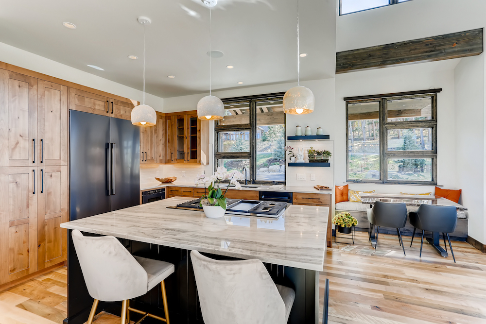 Look Inside This Modern Smart Home Nestled In The Colorado Mountains