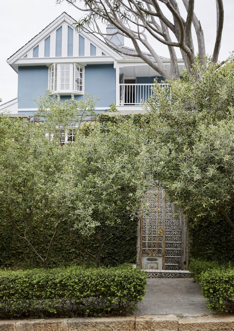 A Redo Gives New Life To A Grand Dame Of A House In Cape Town