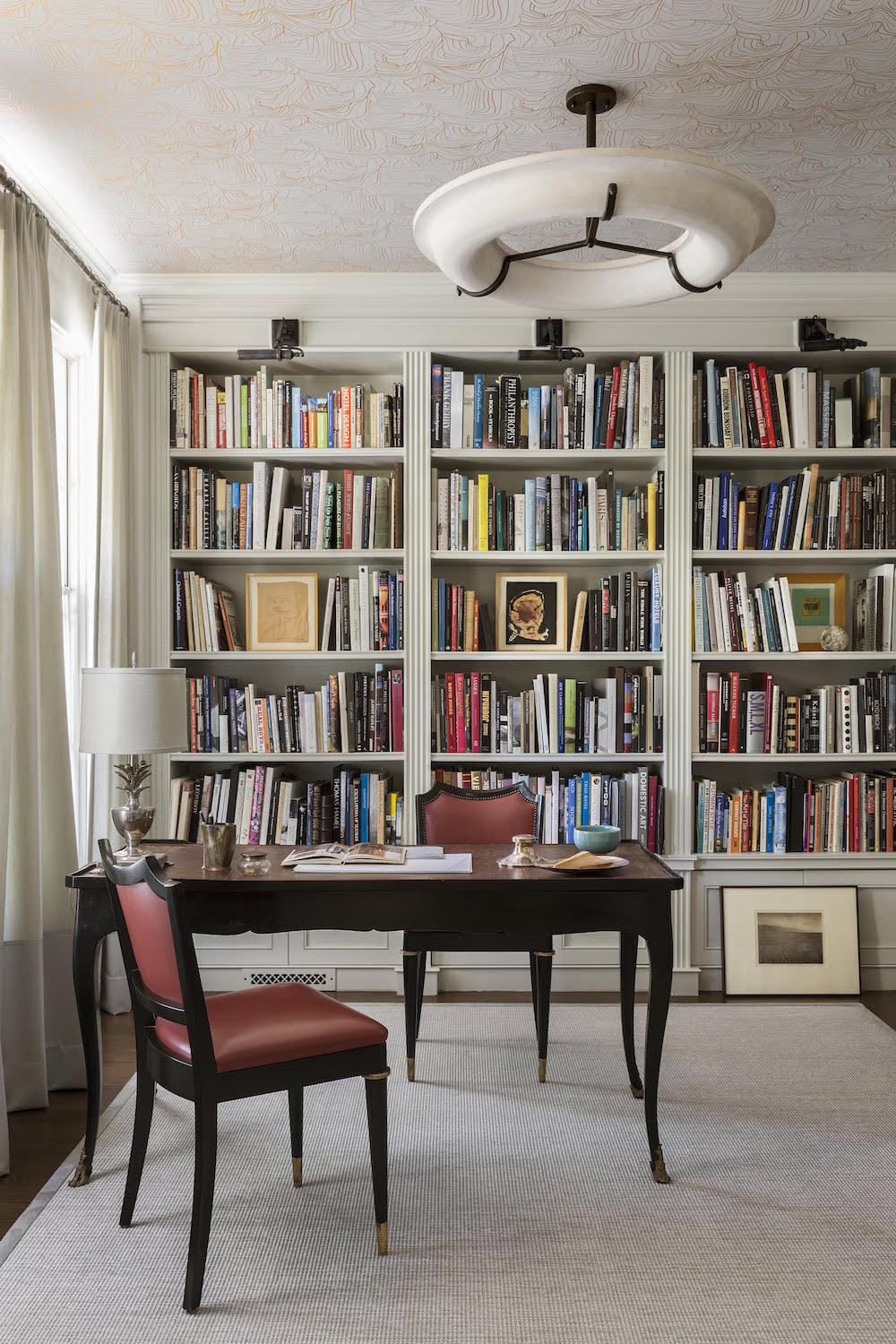 Novel Design: 13 Noteworthy Bookshelves, Studies And Home Libraries