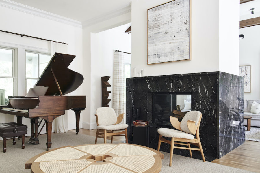 Todd Raymond Outfits An East Hampton Home In Chic Comfortable Style