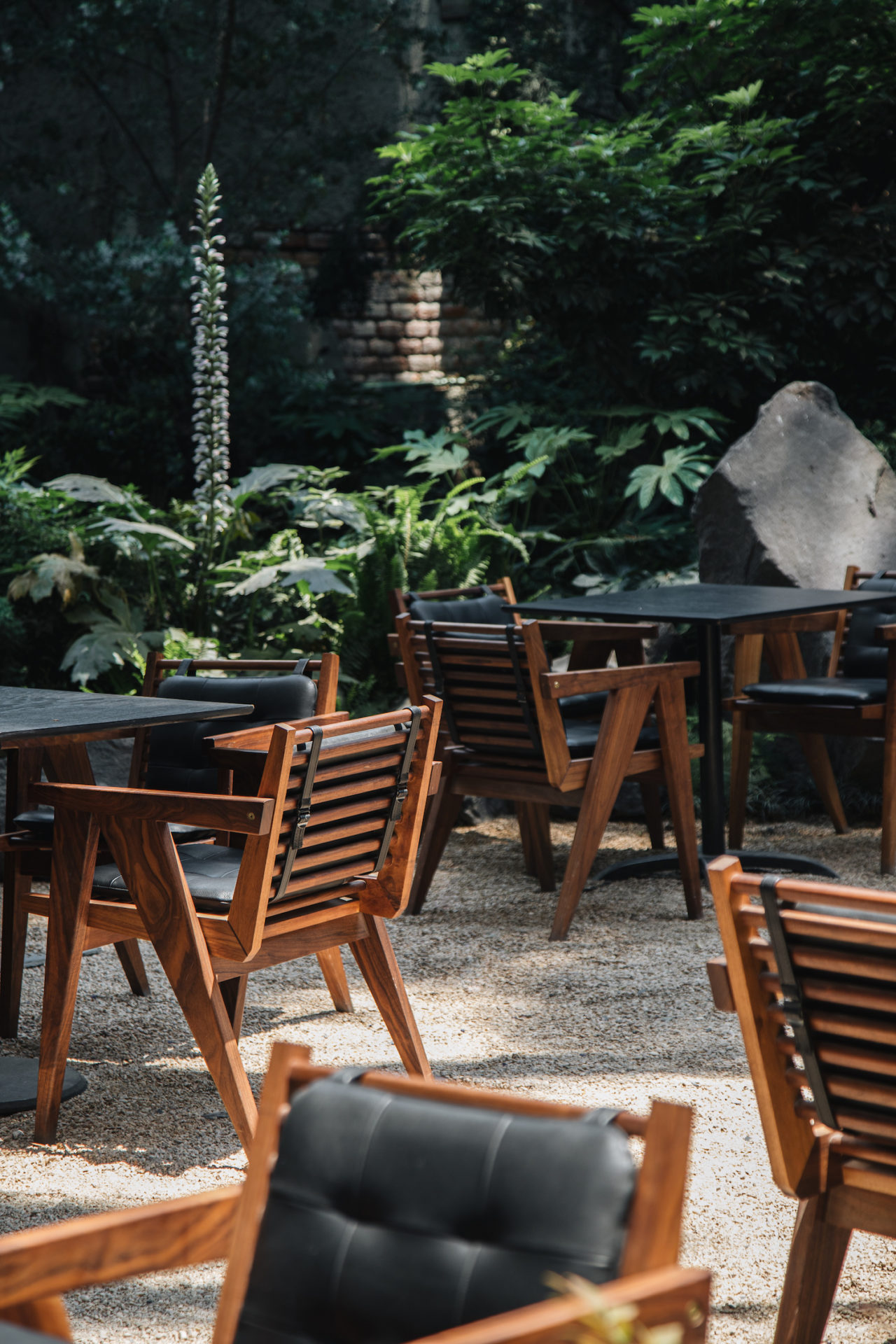 An Urbane Sushi Restaurant Spills Over Into A Lush Japanese Garden