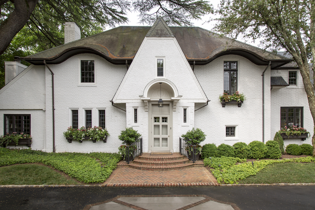 Inside A Historic Virginia Home Renovated And Restored For Today