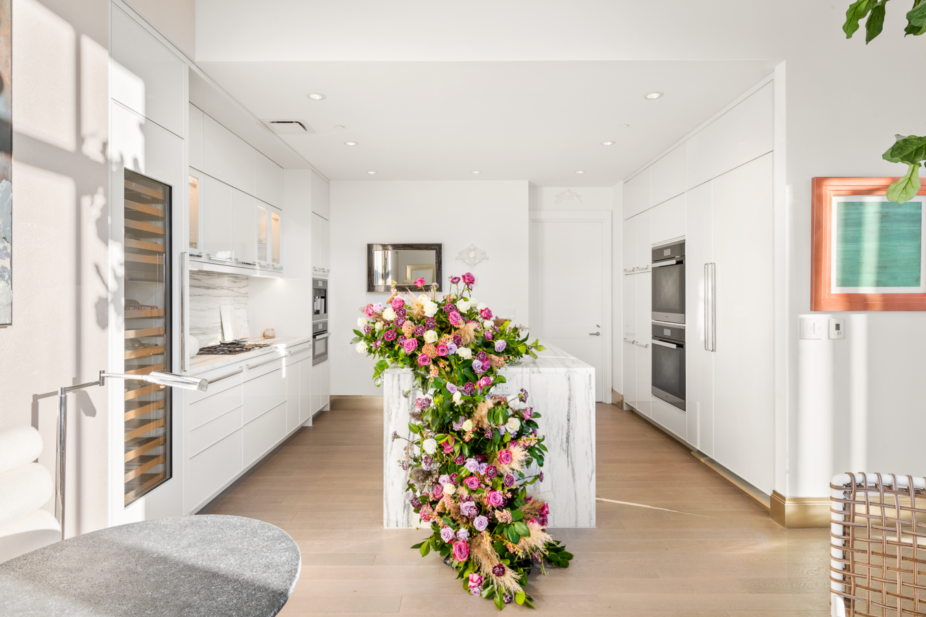Tour The 2022 Holiday House NYC - aspire design and home