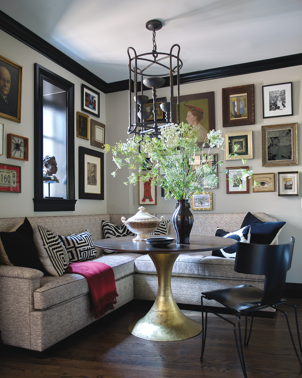 Jessica Lagrange Designs A Modern Classic In A Historic Chicago Building