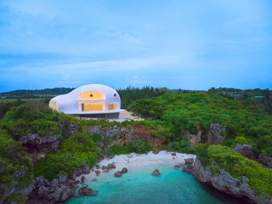 Adam Dayem's Sleeve House Elevates Modern Architecture
