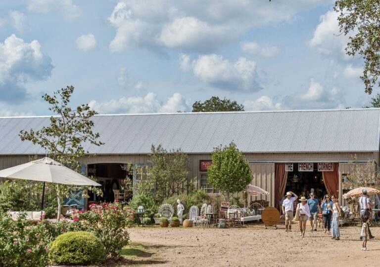 An Expert Guide To Navigating The 2023 Round Top Antiques Fair