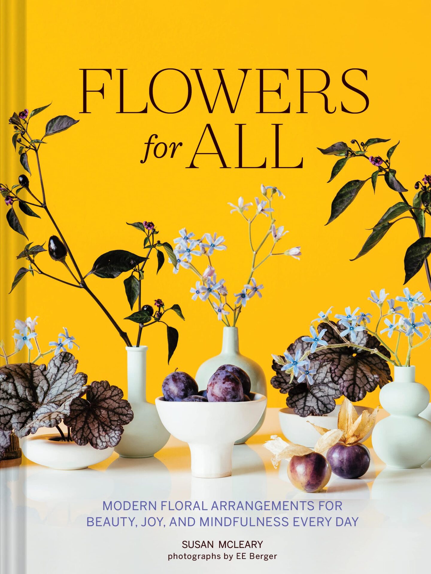 6 Breathtakingly Beautiful Flower Books For Summer