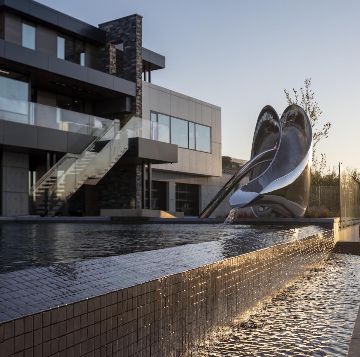 Water Is A Creative Experience With Splinterworks’ Creations