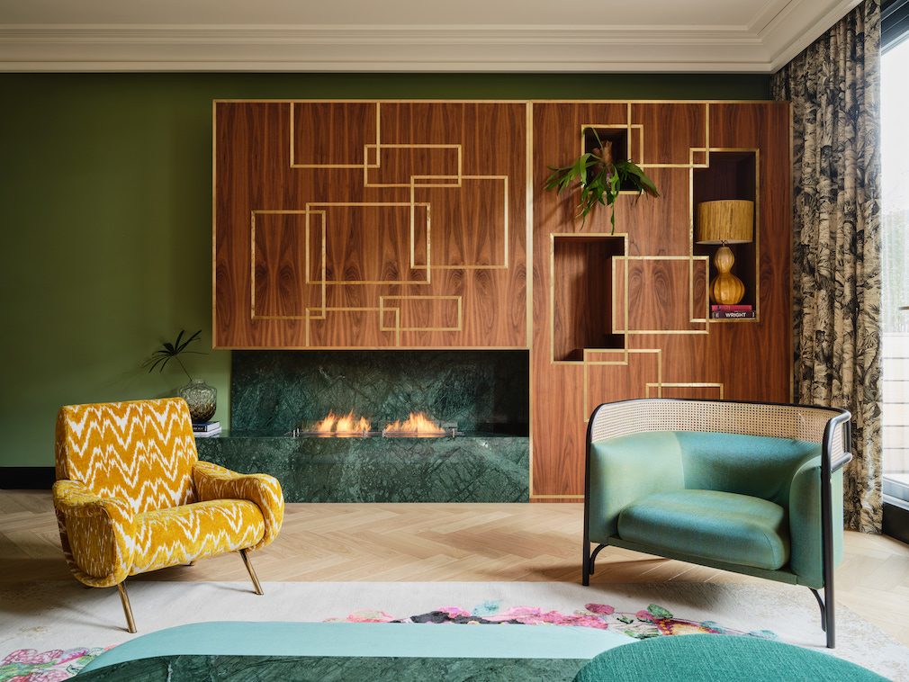 Roelfien Vos Achieves Equilibrium In A Midcentury Modern Home