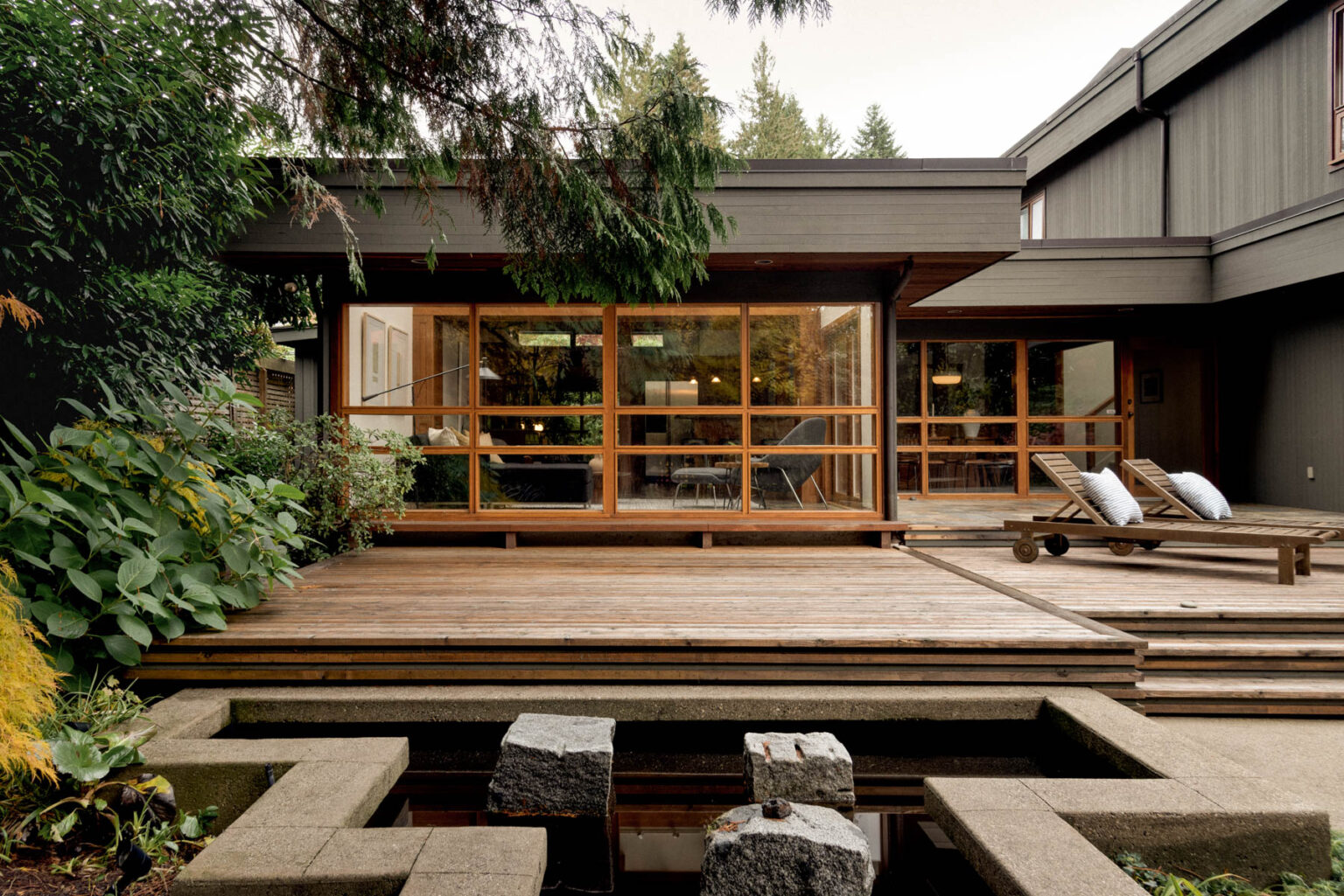 Lantern House: Japanese-Inspired Fred Hollingsworth Home For Sale In ...