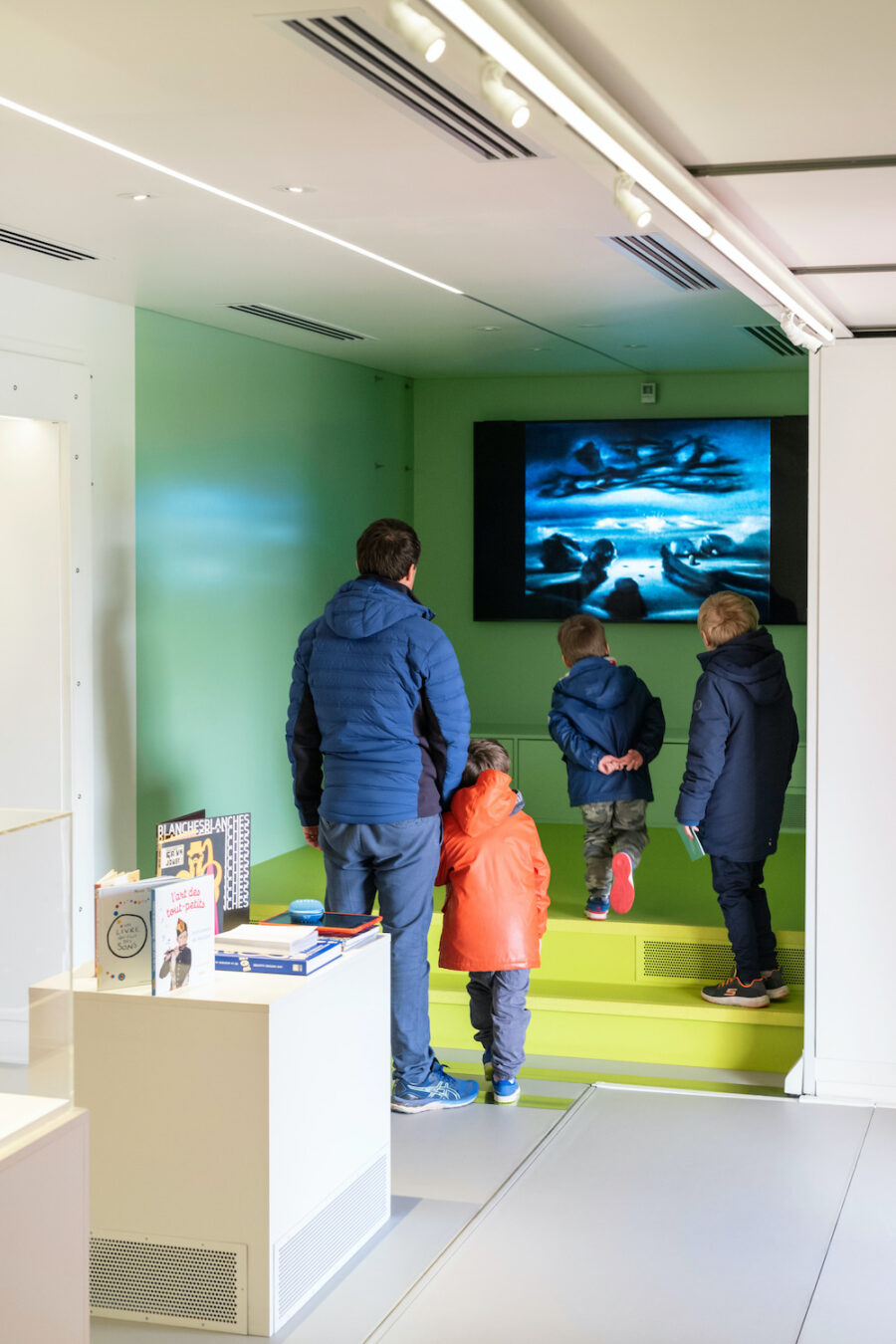 A Museum Truck In France Is Bringing Art To The Masses