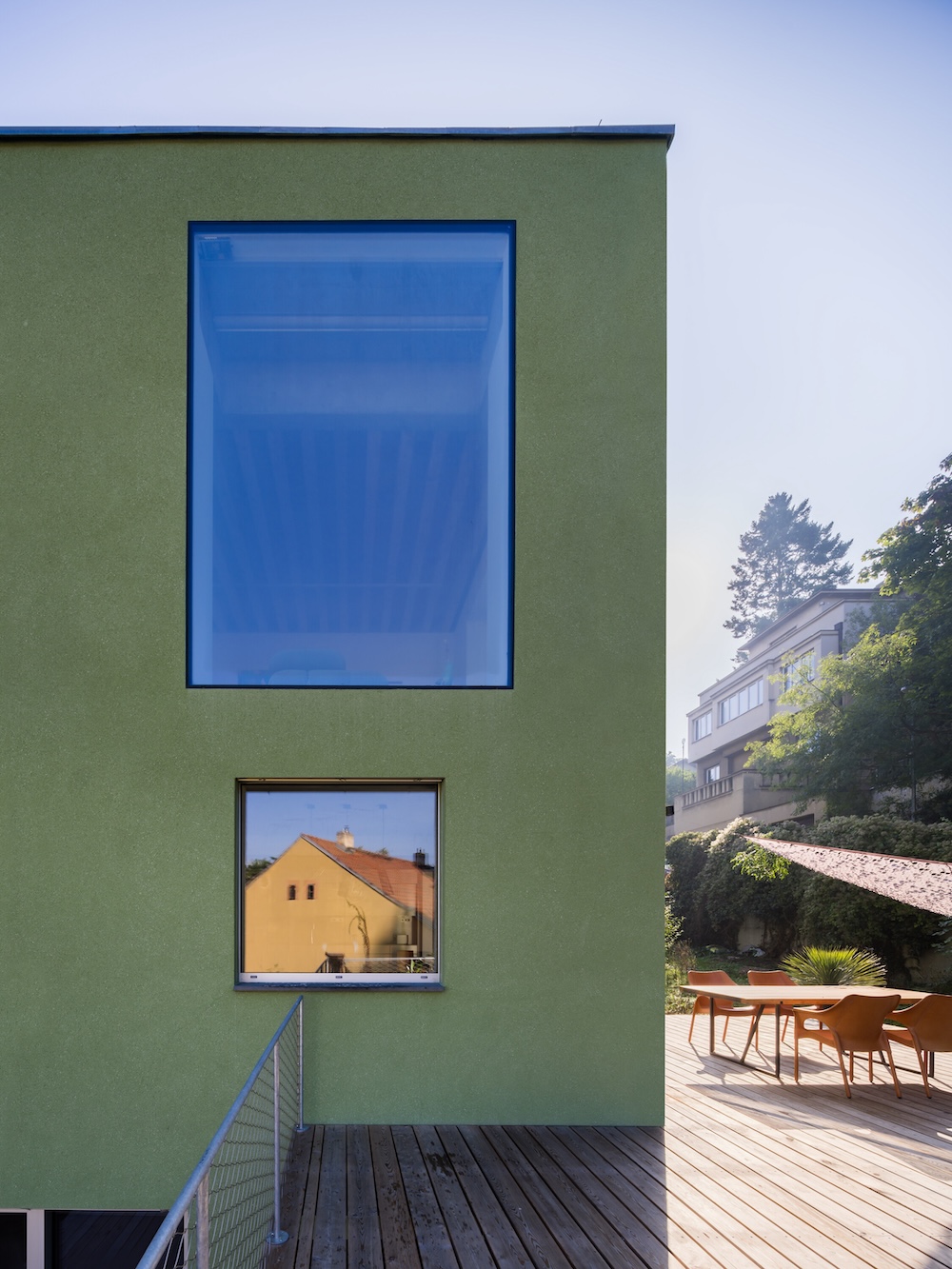 Green Among Greenery: Inside A Charming Home In Harmony With Its ...