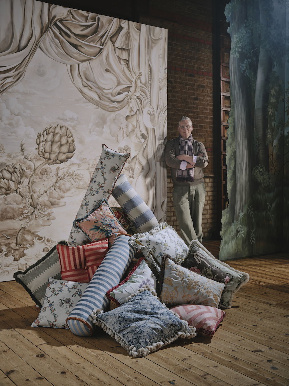 Anatomy Of A Design: Sanderson x Giles Deacon Offers Opulence For The ...