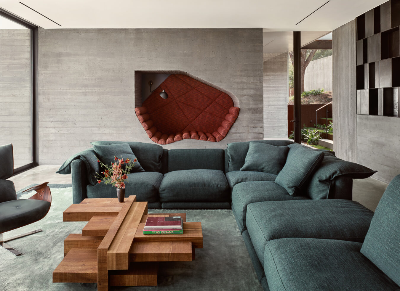 High On A Hilltop: The Barton Hills Residence By Alterstudio Architects ...